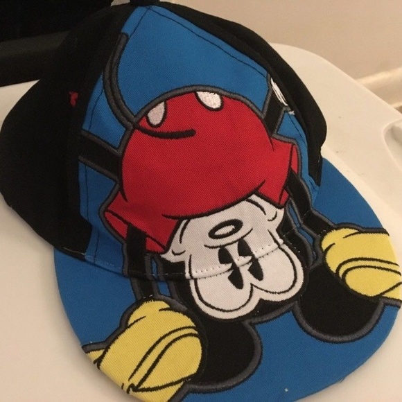 Disney | Accessories | Rare Disney Snapback New Tags Mooning Bending Ov ...
